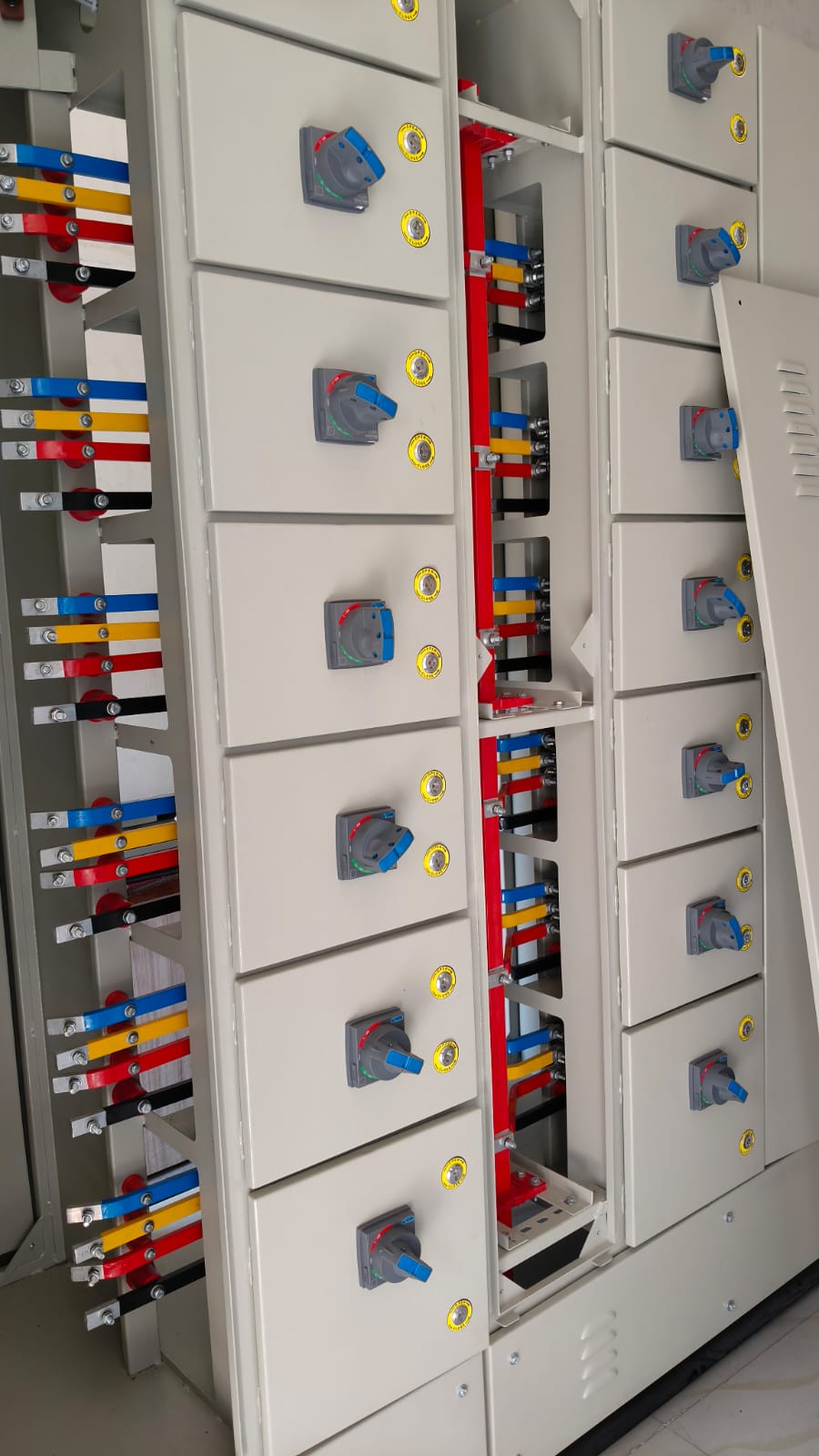 Thyristor controller panel - Swaraj Engineers
